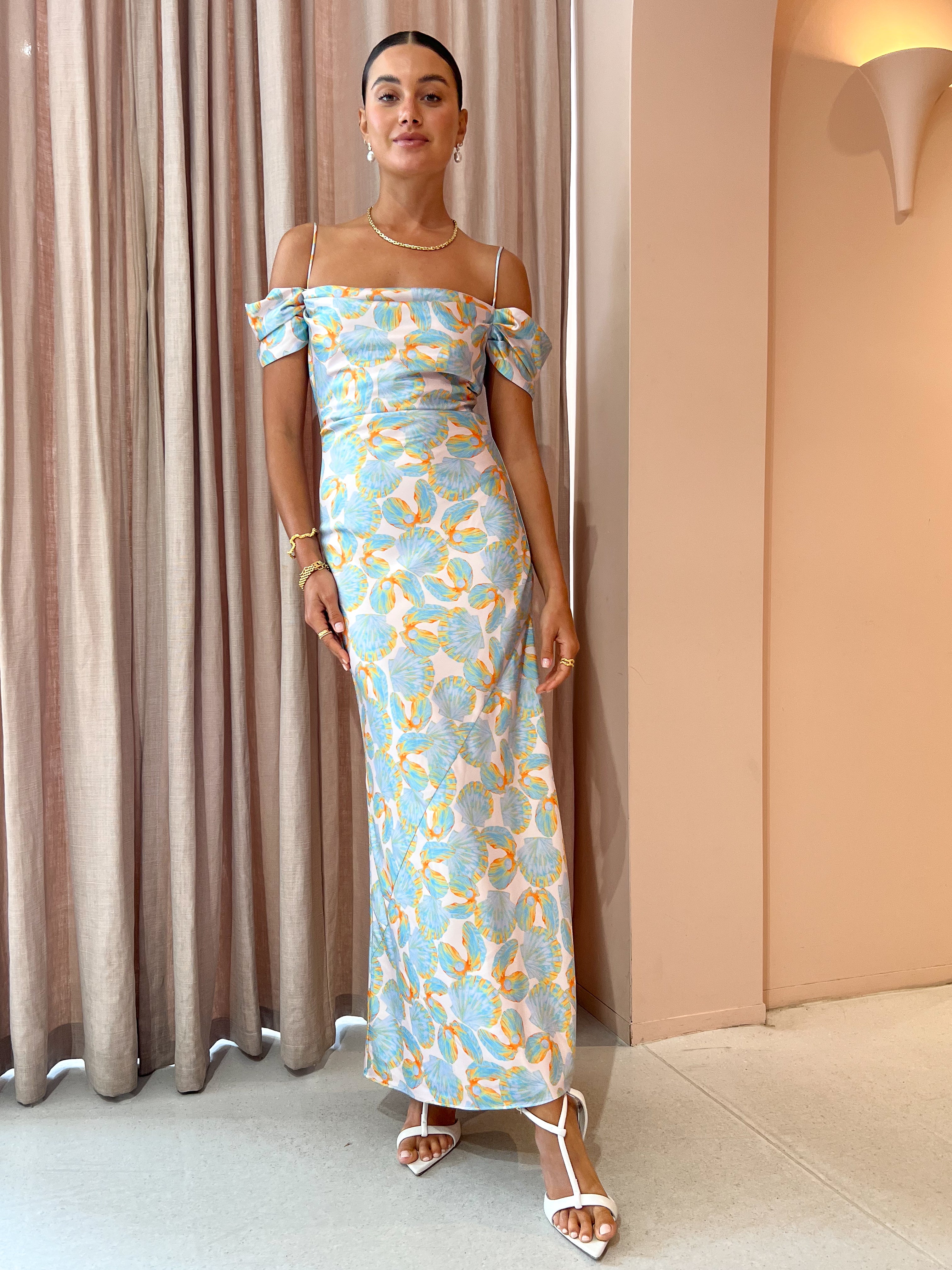 Issy Daphne Dress in Pearl – Coco & Lola